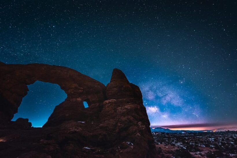 Moab: The Windows Astro-Photography and Stargazing Hike - An In-Depth Look at the Moab Night Sky Experience