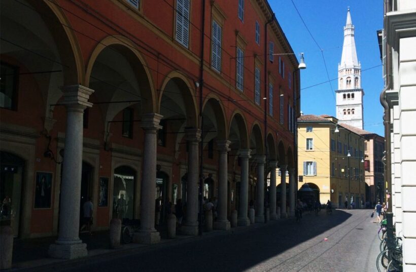 Modena: 2-Hour Private Walking Tour - Key Points