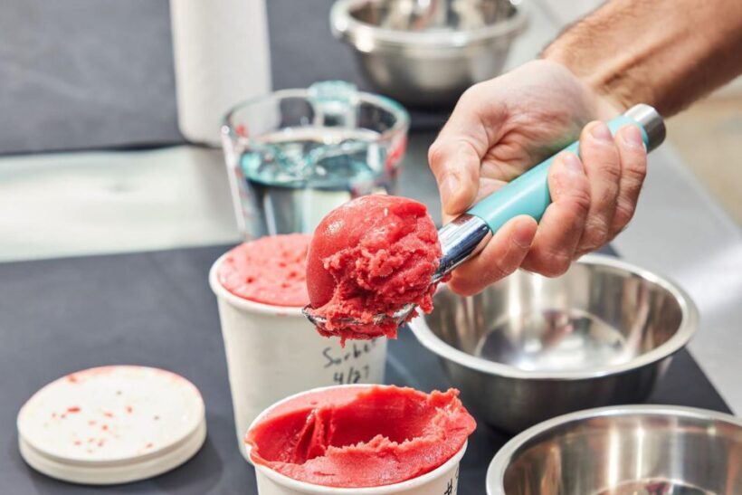 Modena: Ice Cream Experience - What Flavors Will You Create?