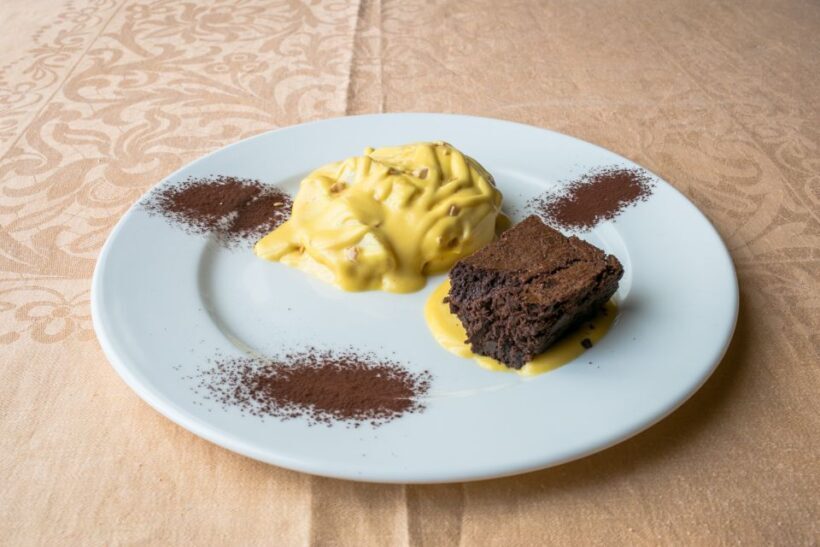 Modena: Private 4-Course Meal and Demo at a Local's Home - Key Points