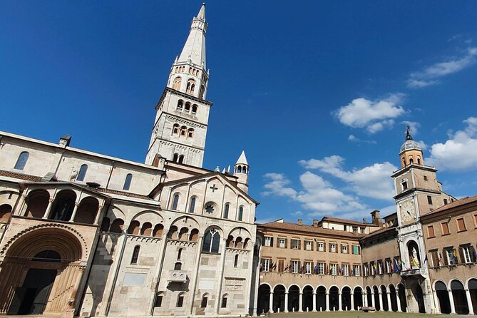 Modena Walking Tour with Audio and Written Guide by a Local - Introduction: A Self-Guided Walk Through Modena