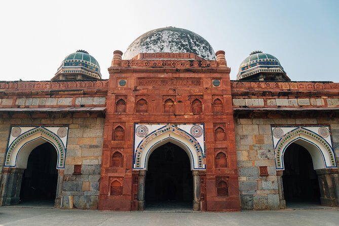 Modern Delhi with Ancient Rust (Guided Half-Day Sightseeing Tour) - Analyzing the Value