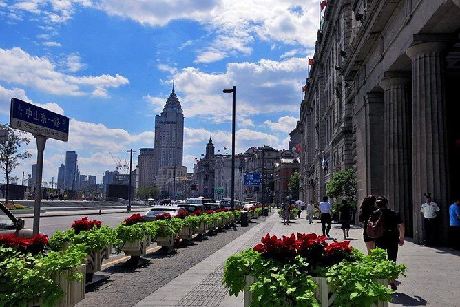 Modern Shanghai Half Day Private Walking Tour - An In-Depth Look at the Tour Itinerary