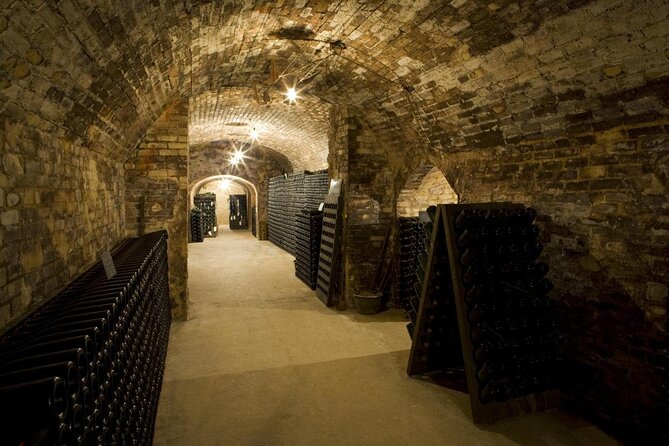 Moet et Chandon Pommery Pressoria Champagne Private trip - Key Points