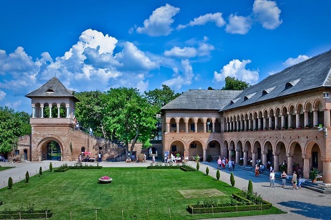 Mogosoaia Palace & Snagov Monastery: Private Tour From Bucharest - Key Points