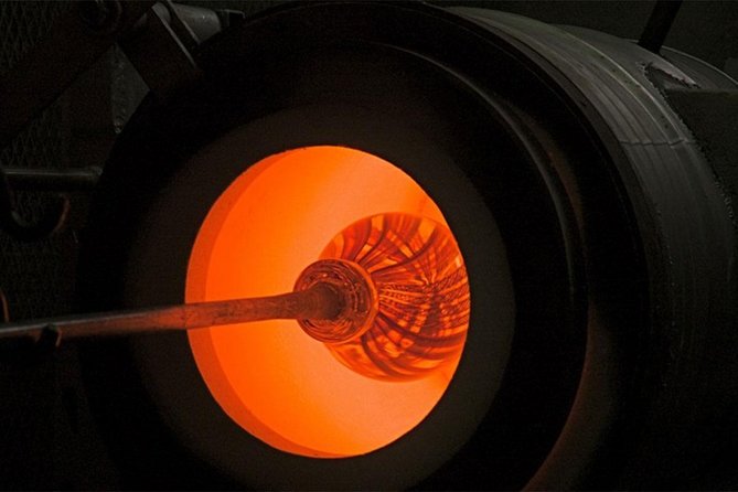 Molten glass magic - Glassblowing class - PRIVATE - The Value and Considerations