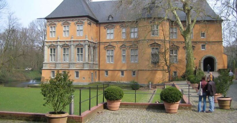 Mönchengladbach: Castles Of Niederrhein Guided Segway Tour - Why Choose This Tour?
