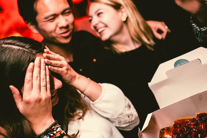 MONDAYS LIKE FRIDAYS - GIRLS 3 FREE DRINKS | Admission Ticket - Pros and Cons