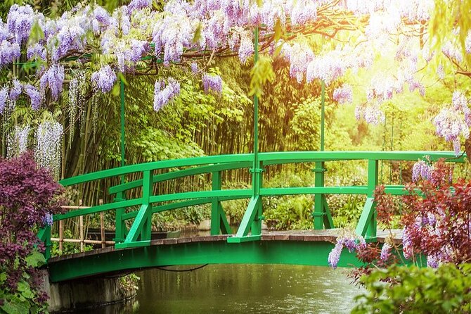 Monet's Enchanted Giverny - Strolling Through the Vibrant Gardens