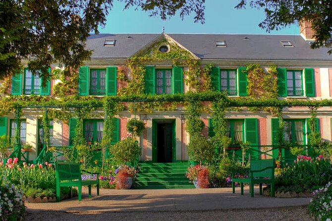 Monet's Enchanted Giverny - Discovering the Town of Giverny