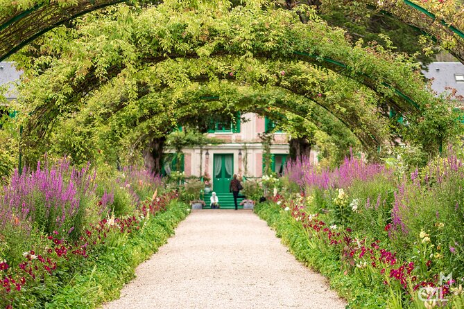Monet's Enchanted Giverny - Frequently Asked Questions