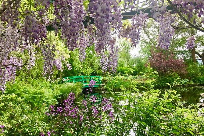 Monets Gardens & House With Art Historian: Private Giverny Tour From Paris - Accessibility and Cancellation Policy