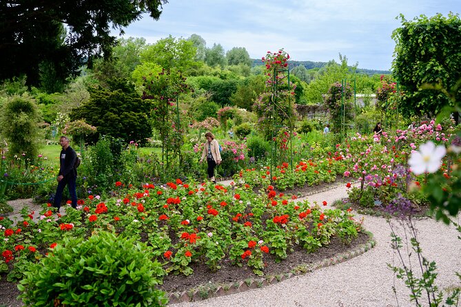 Monets House and Garden & Giverny Village - The Charm of Giverny Village