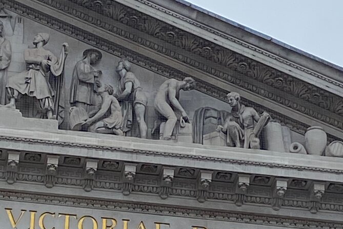 Money and Power in the City Sightseeing Tour - What Travelers Say