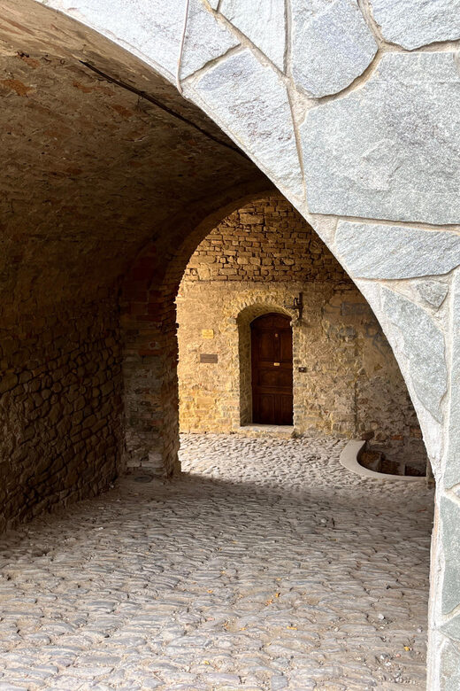 Monforte d'Alba: walking tour - An In-Depth Look at the Tour