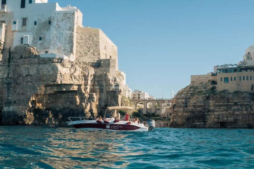 Monopoli: Exclusive private boat tour - Key Points
