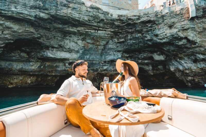 Monopoli: Private Sightseeing Speedboat Tour with Champagne - Key Points