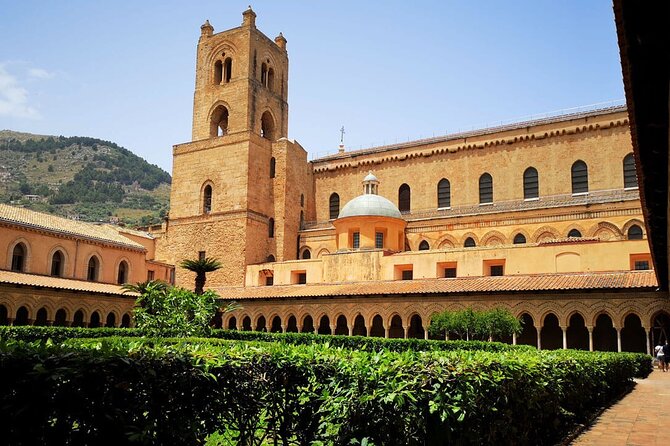Monreale And Cefalù Half Day Excursion - Discovering the Charming Town of Cefalù