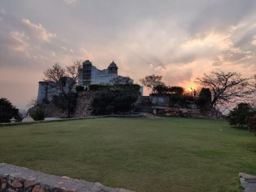 Monsoon Palace (Sajjangarh) E-bike Trail - The Sum Up
