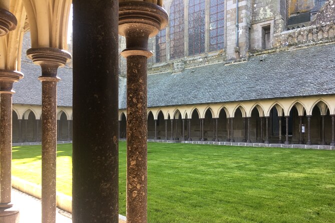 Mont Saint Michel / Bayeux, Day Tour With a Licence Local Guide From Bayeux or Caen - Tour Experience and Highlights