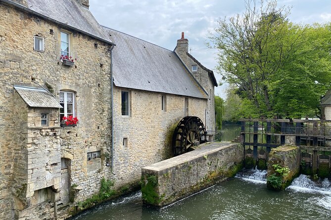 Mont Saint Michel / Bayeux, Day Tour With a Licence Local Guide From Bayeux or Caen - Moderate Physical Fitness Required