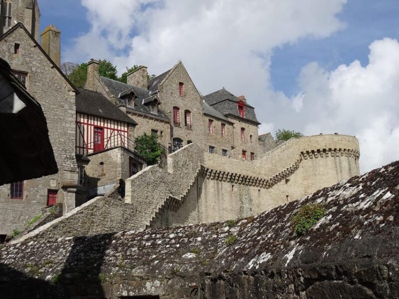 Mont Saint Michel : Day Trip from Caen or Bayeux - Key Points