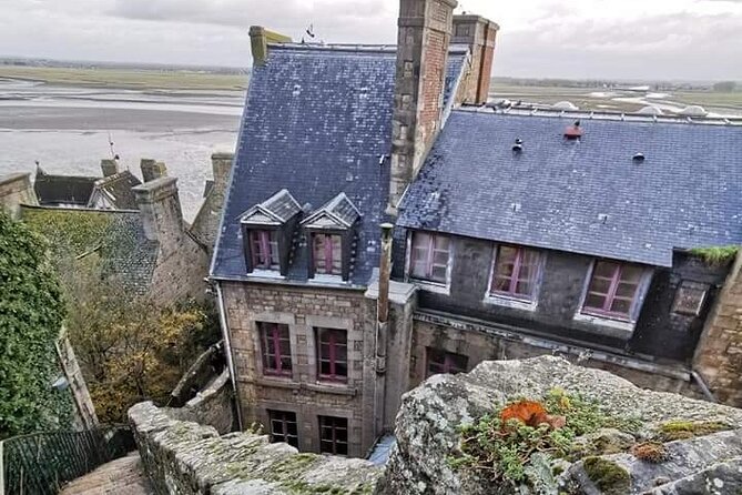 Mont Saint Michel Private VIP Tour with Champagne from Paris - Who Should Consider This Tour?