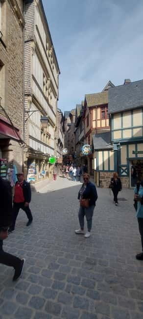 Mont Saint-Michel - VIP Private luxury van trip from Paris - Practical Tips for a Great Experience