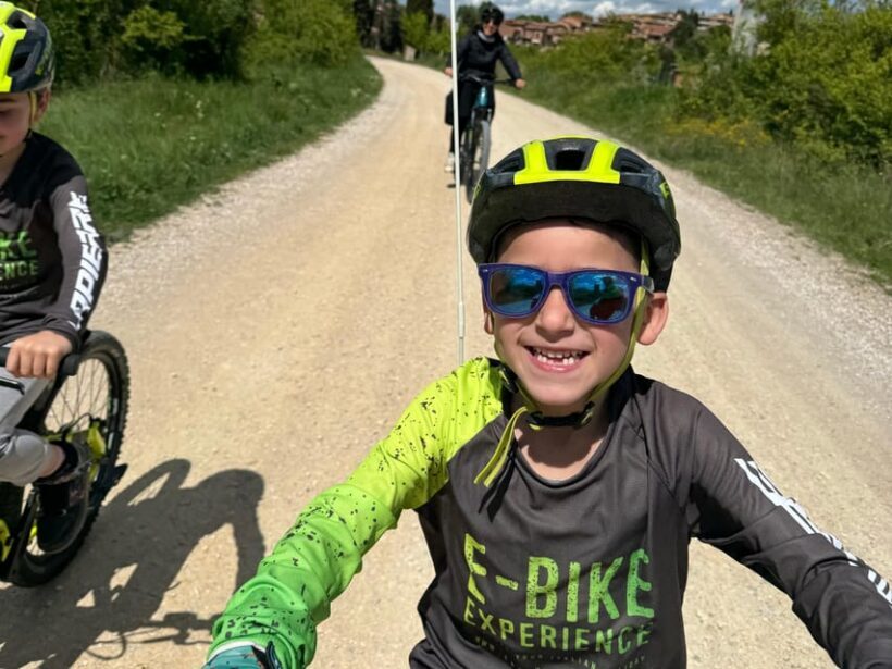 MONTALCINO:Privat E-Bike experience discovering Orcia Valley - Key Points