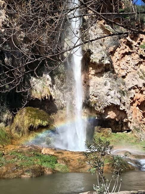 Montanejos Thermal Springs and Waterfall, food included - FAQs