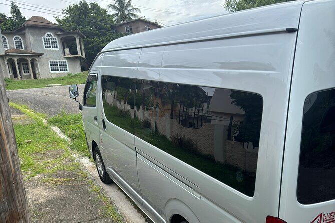 Montego Bay Airport and Azul Beach Resort Negril Private Shuttle - FAQ