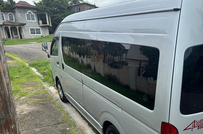 Montego Bay Airport and Sunscape Splash Private Shuttle - FAQs