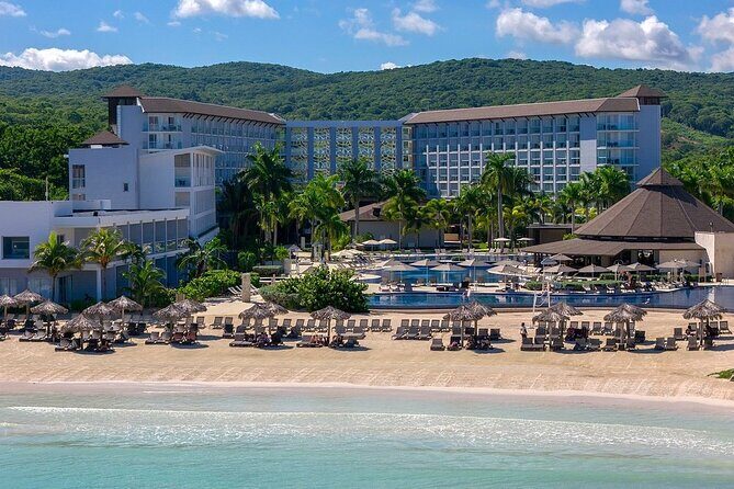 Montego Bay Airport Jamaica to Hotels in Montego Bay or Falmouth - The Sum Up