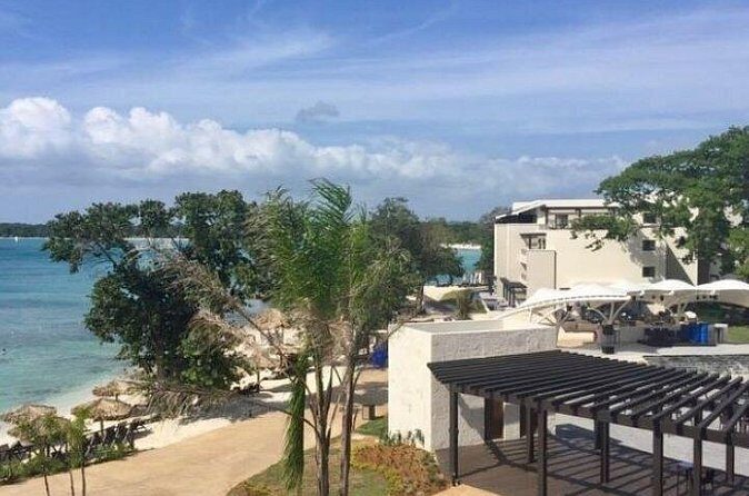 Montego Bay Airport to Royalton/Hideaway Negril Private Transfer - Authentic Traveler Feedback