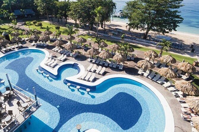 Montego Bay Airport transfer to Riu Negril - A Complete Breakdown of the Experience