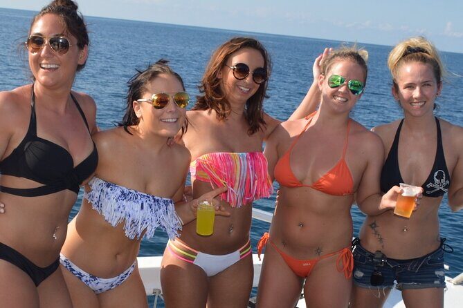 Montego Bay Catamaran: Snorkel Tour with Open Bar & Reggae DJ - FAQ