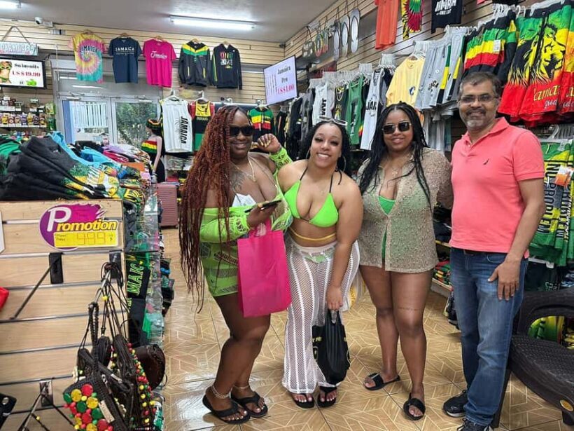 Montego Bay City highlight And Souvenir Shopping Group Tour - Discovering Montego Bay: What to Expect on the Tour