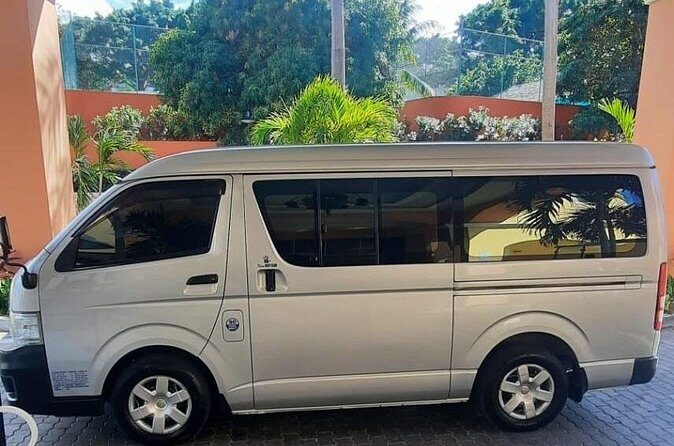 Montego Bay Hotels Private Airport Transfer - The Sum Up