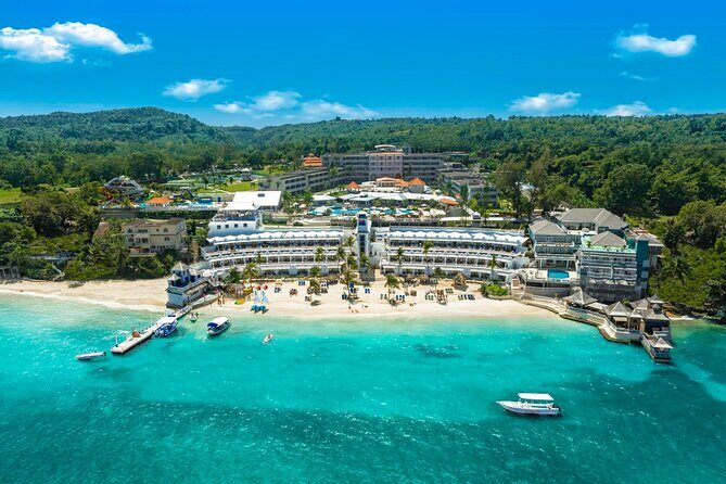 Montego Bay Jamaica Airport or Port Transfers to Ocho Rios Hotels - Arrival at Your Hotel — Smooth and Supportive