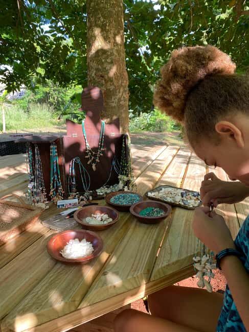 Montego Bay: Make Your Own Jamaican Souvenirs - FAQ