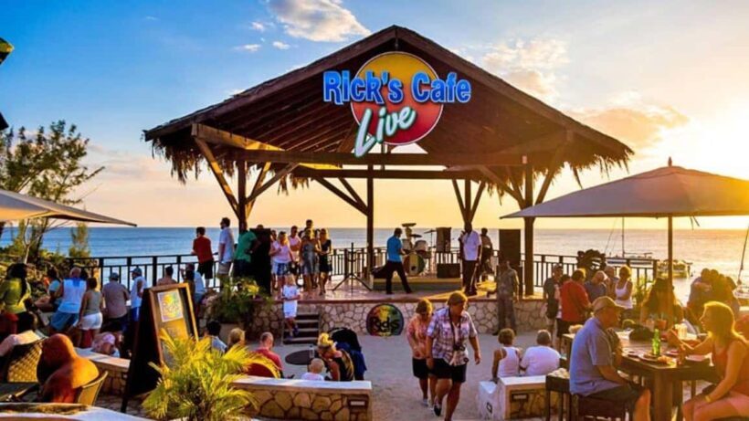 Montego Bay: Negril Beach & Rick's Cafe Tour - An In-Depth Look at the Tour
