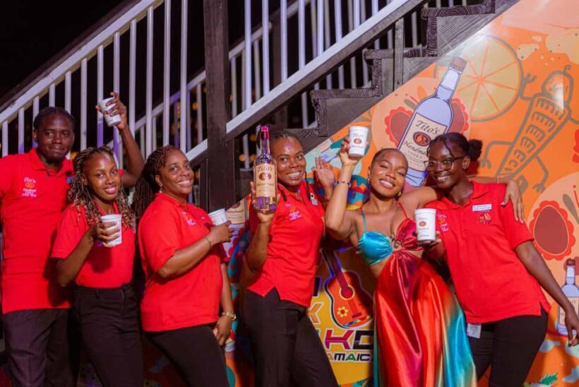 Montego Bay: Poko Loko Floating Bar Island Chill Tour - What Past Travelers Say