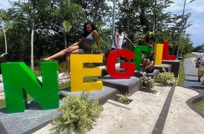 Montego Bay Private Airport Transfers - Round Trip - Key Points