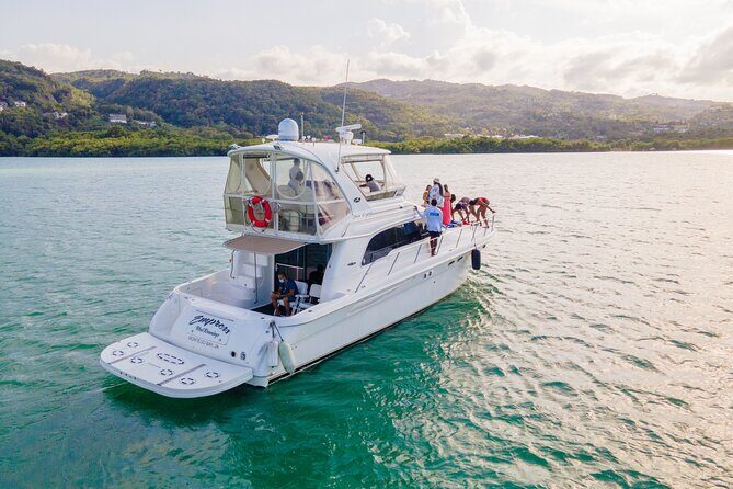 Montego Bay Private Yacht Tour with Open Bar and Lunch - What Makes This Tour Stand Out?