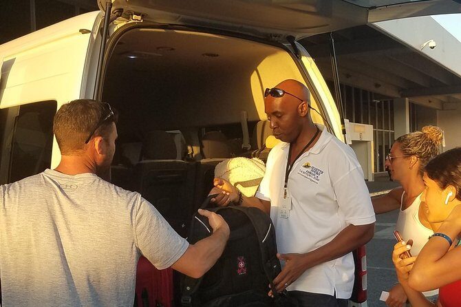 Montego Bay Round Trip Airport Transfers - FAQs