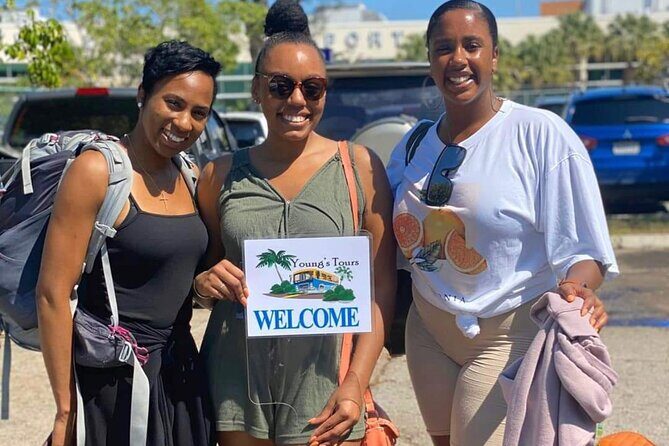 Montego Bay Roundtrip Luxury Transfer with Lounge Access - Is It Worth the Price?