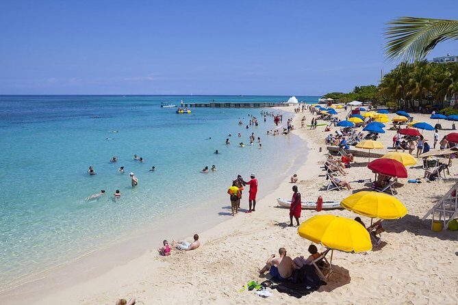 Montego Bay Shore Excursion: Doctor's Cave Beach & Montego Bay City Highlights - An In-Depth Look at the Tour Itinerary