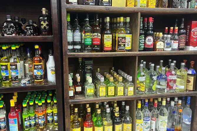 Montego Bay Sightseeing, Souvenir Shopping and local food hunt - The Sum Up