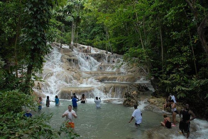 Montego Bay tour: Dunn's River Falls - Key Points