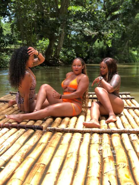 Montegobay: Rafting Tour with Limestone Massage - Discovering the Great River: A Slow-Flowing Introduction to Jamaican Nature